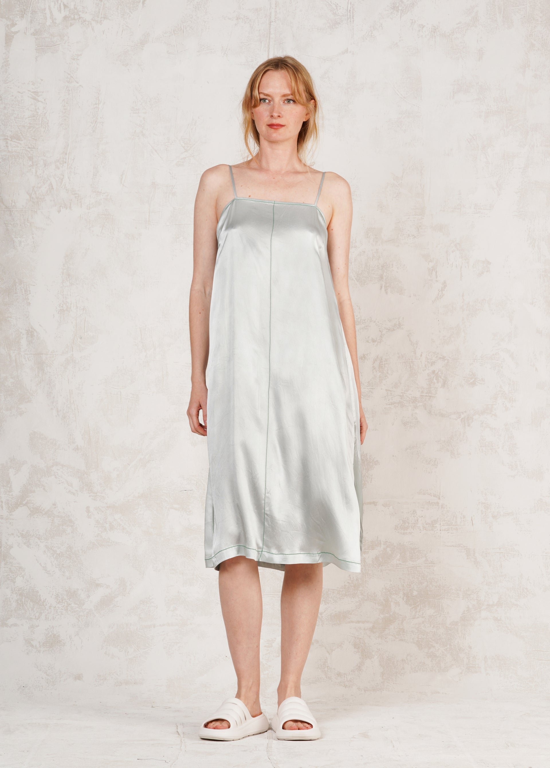 Sale | FLORA ANIMALIA